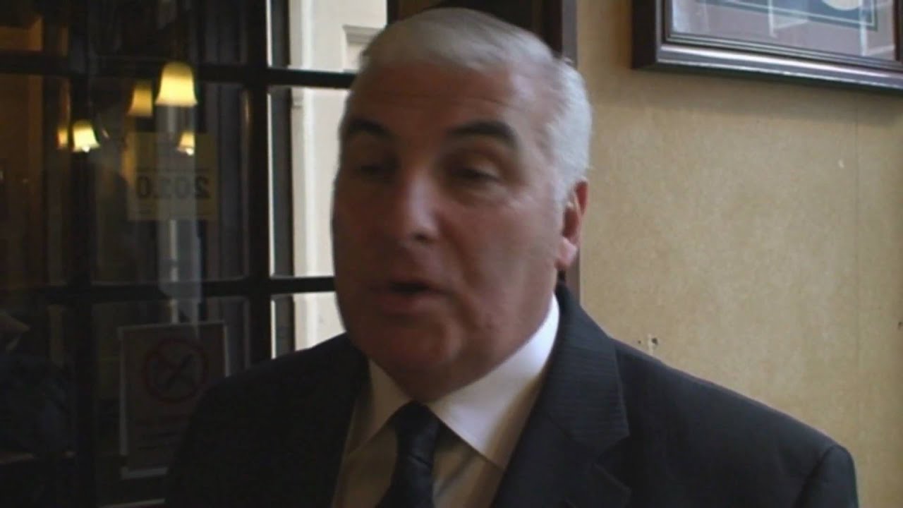 Mitch Winehouse Live, The Hay Hill Gallery - YouTube