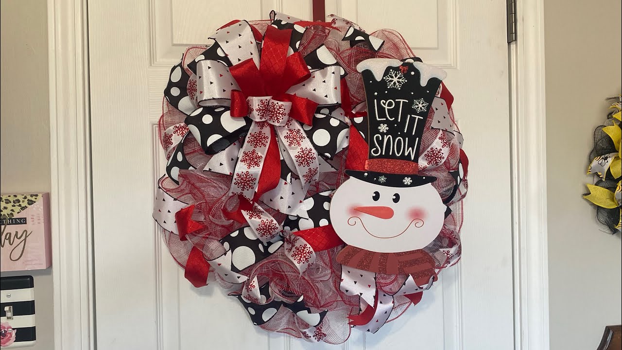 LET IT SNOW DECO MESH WREATH 14 inch frame form - YouTube