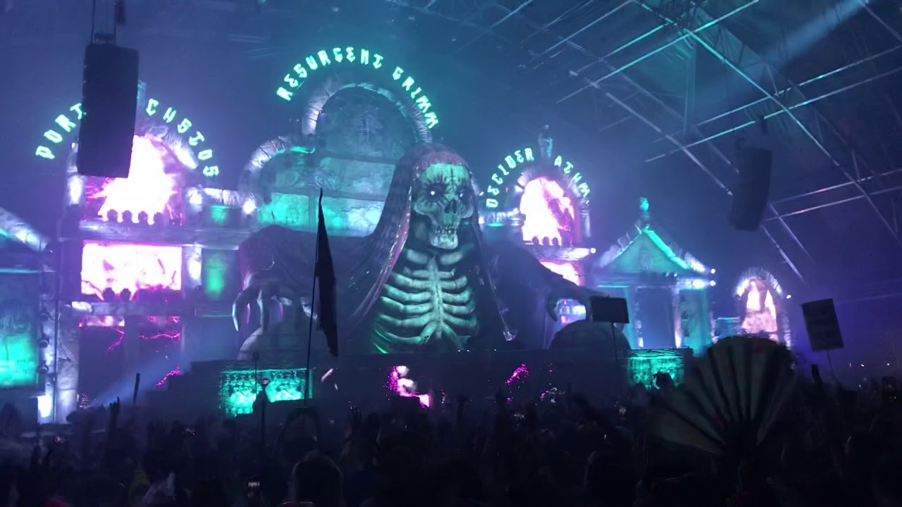 Alesso- Calling (Lose my Mind) live @ Escape 2019 - YouTube