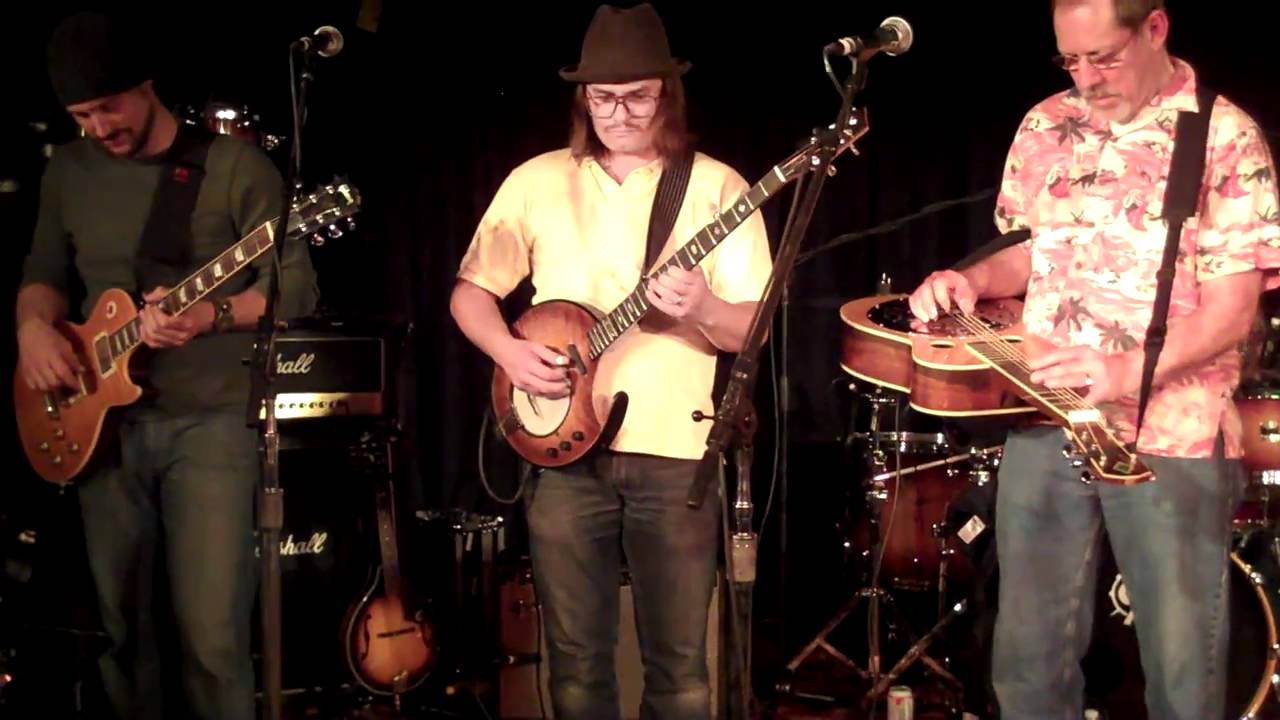 Heather Luttrell sings it on Simpleman Cruise 2011 - YouTube