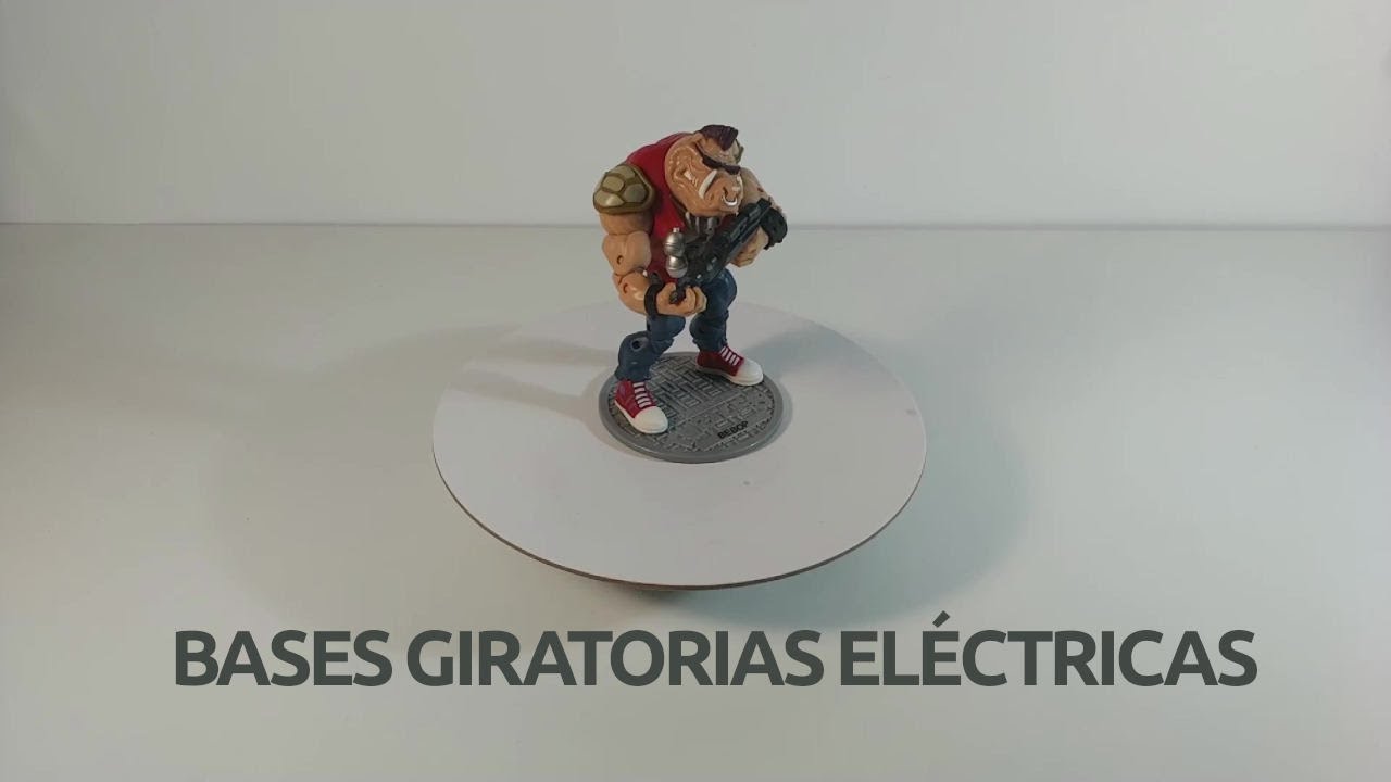 Bases giratorias eléctricas para figuras de acción - YouTube