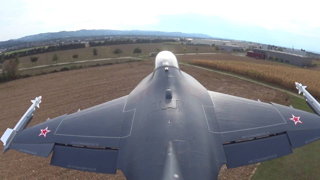 Présentation yak 130 rc avec turbine k210 - YouTube