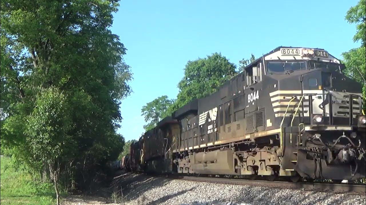 NS Mixed Freight WB Past Salt River W/UP GEVO Trailing! (NS LD Railfanning) - YouTube