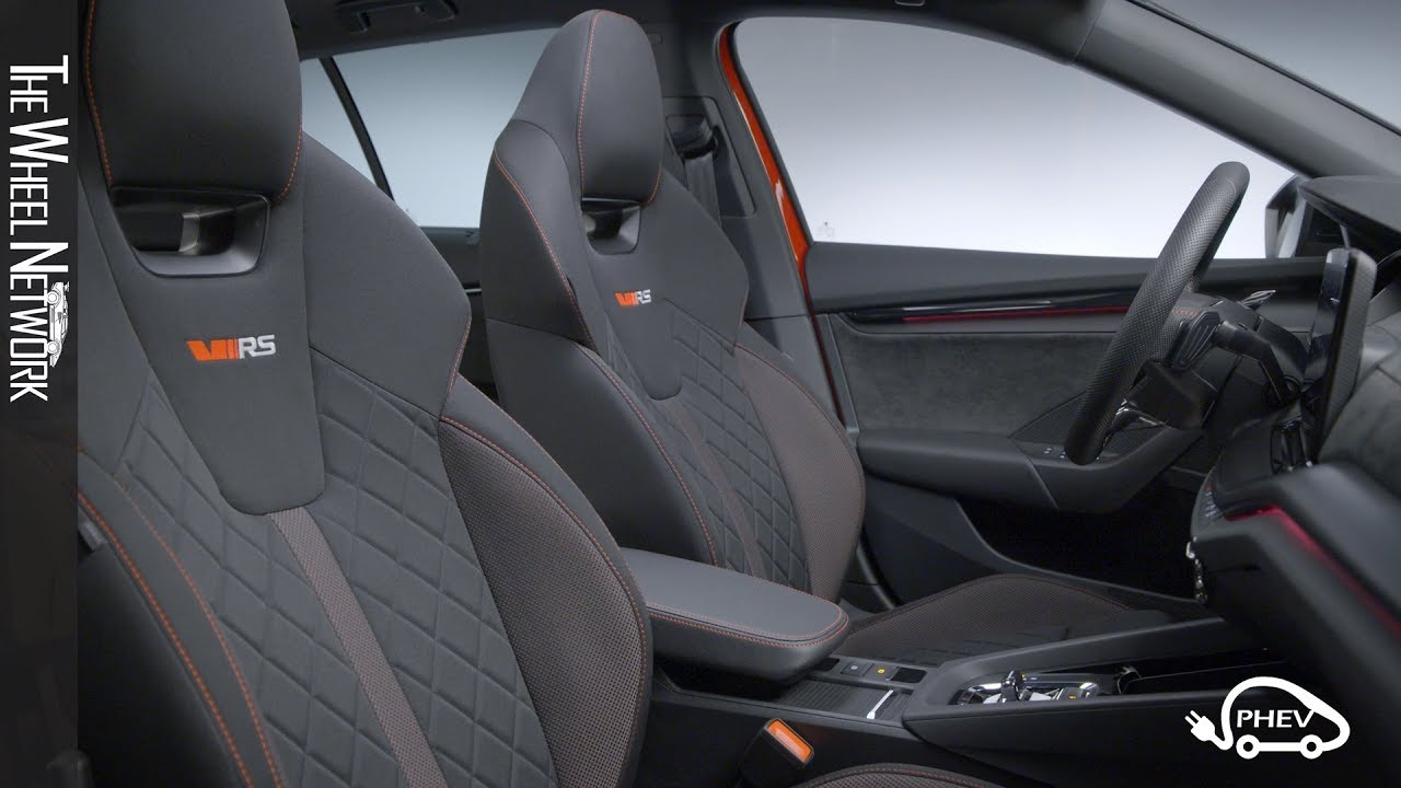 The new Skoda Octavia RS iV Combi Interior - YouTube
