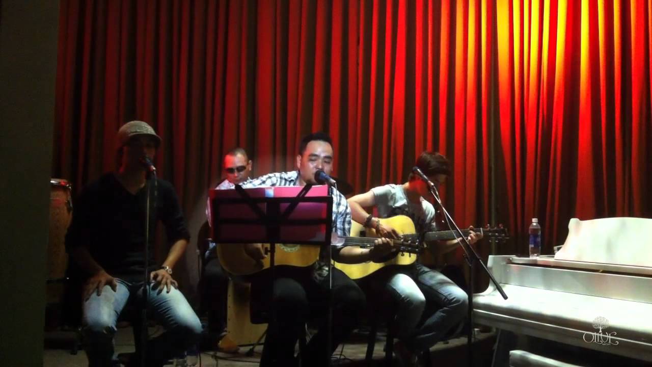 The Zoo Band - Chuyen Thang Say [Live 18.08.2012] - YouTube