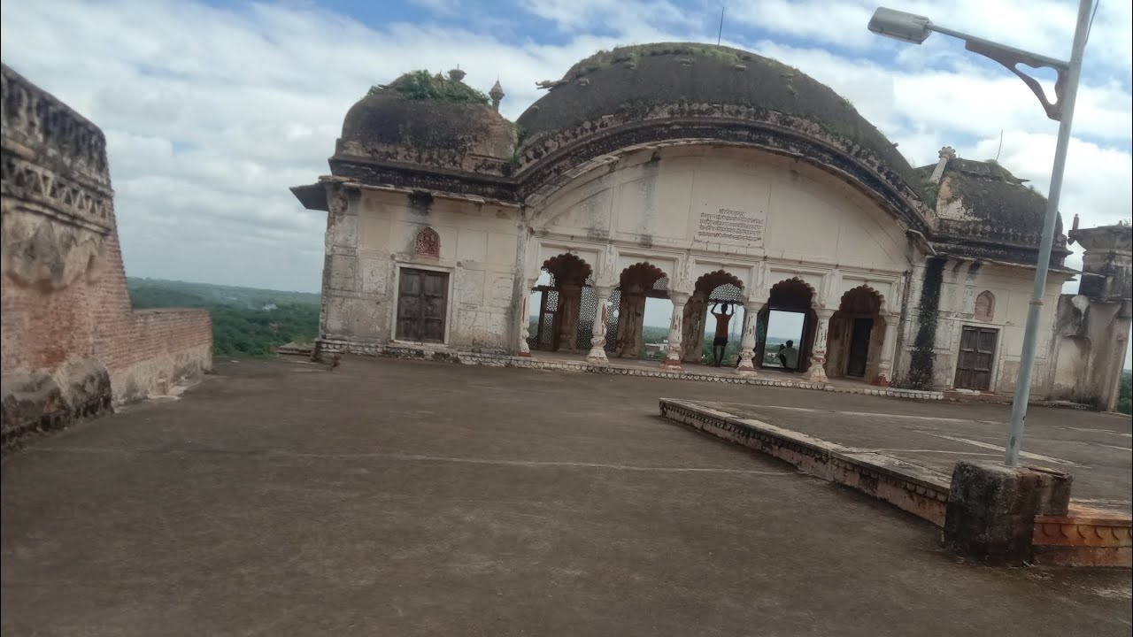 ater ka kila mp Chambal nadi ke pass mein - YouTube