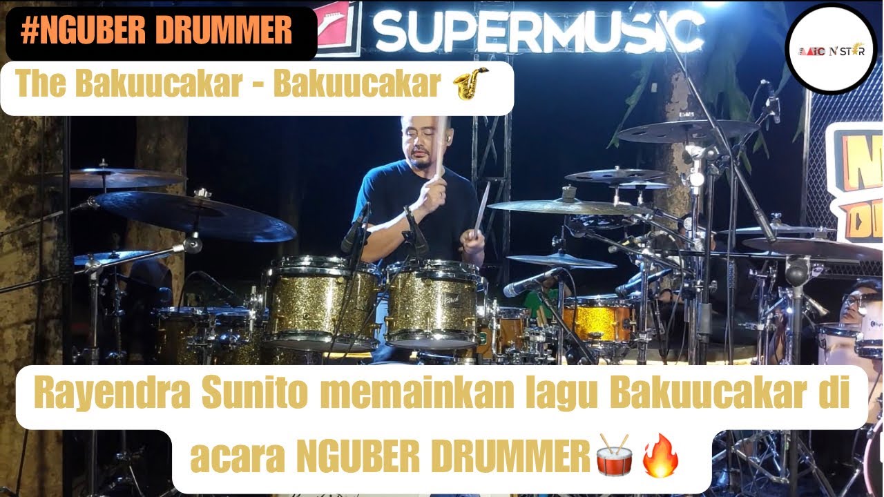 Rayendra Sunito memainkan lagu Bakuucakar dari album Reformula di acara ...