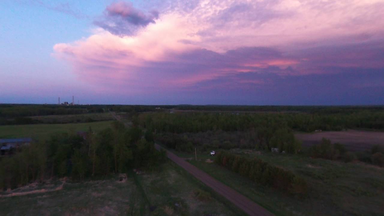 Crazy cloud formation 5/24/2016 nibiru? Planet X? Planet 9? Take a look.. - YouTube