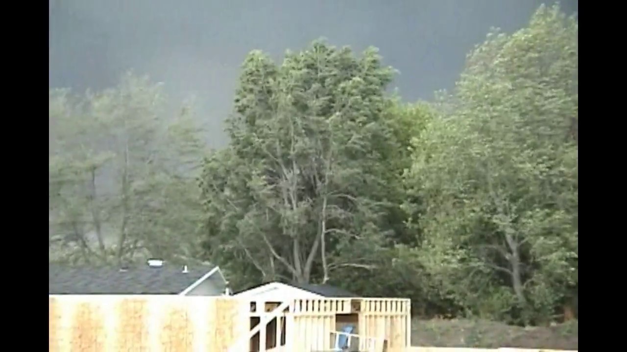 August 18, 2005 Stoughton Tornado | Footage and Aftermath!!! | HUGE ...