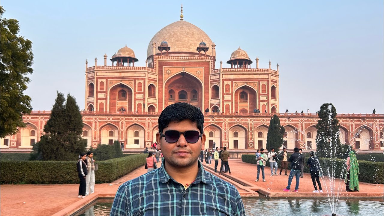 Humayun ka maqbara ghumna Gaya tha hum log - YouTube