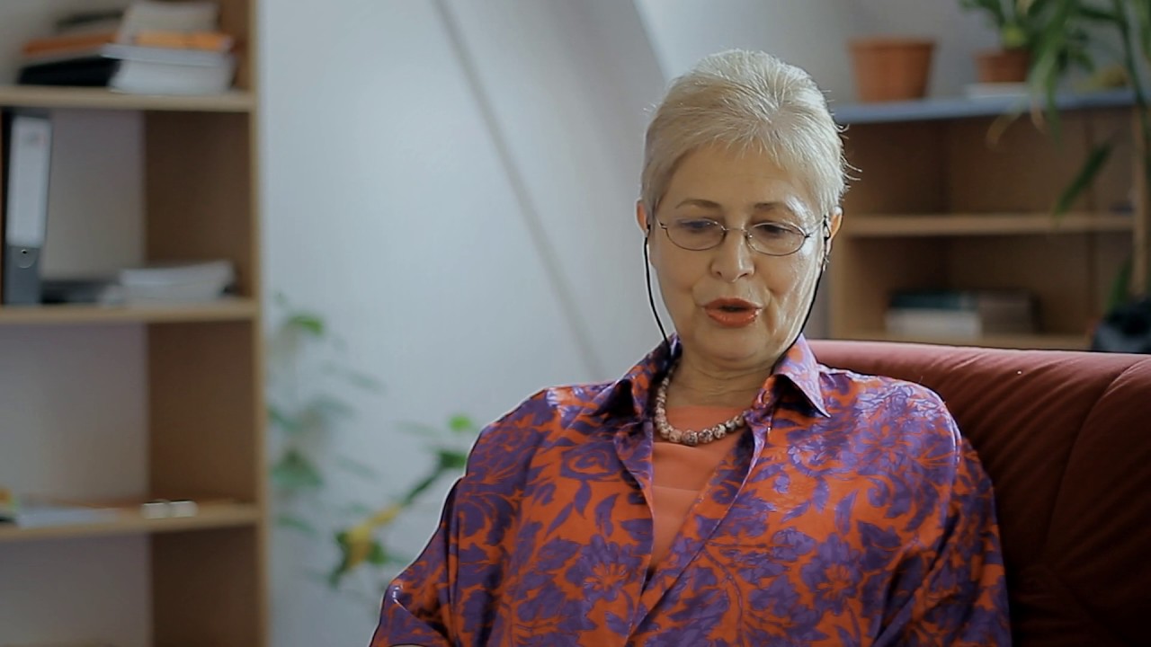 Maria Roth despre Protecția copilului - YouTube