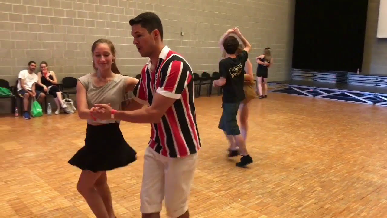 HEITOR LIBANIO E SARAH LEIN - ALEMANHA - YouTube