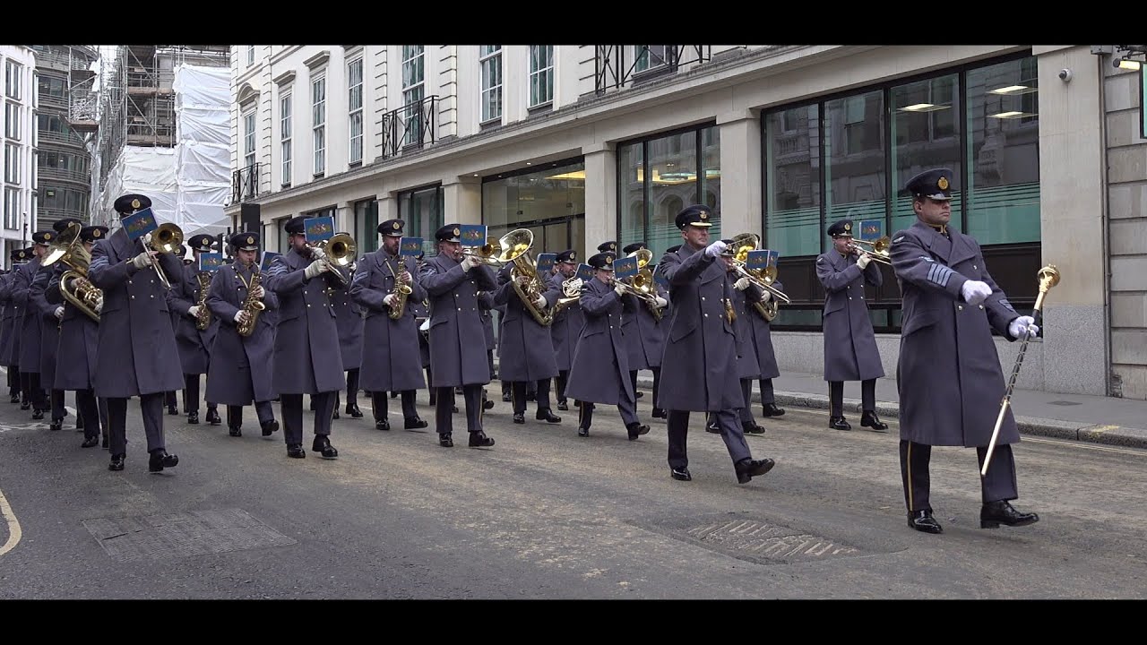 The King's Colour Squadron debuts at The Lord Mayor's Show - YouTube
