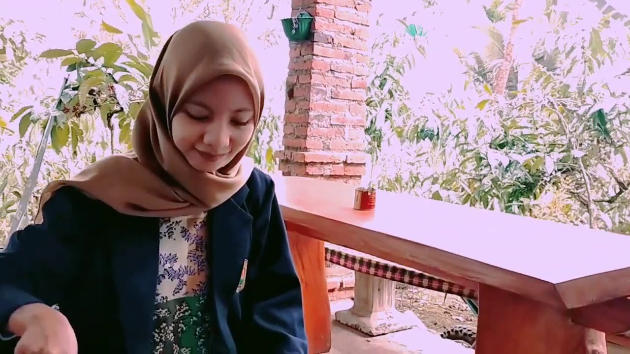 FIRDA YULI SAFITRI #KK #Pendampingan pembuatan desain logo, brosur, dan ...