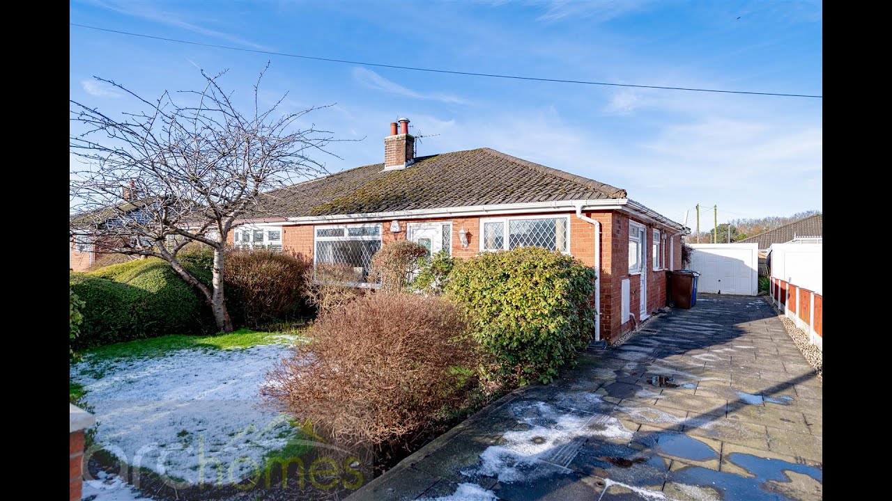 162 Slag Lane, Lowton - YouTube