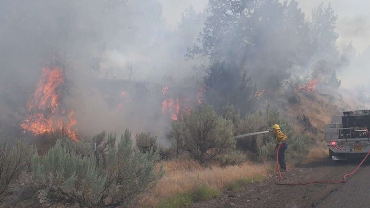 Cram Fire approaches megafire status, crosses 90K acres - YouTube