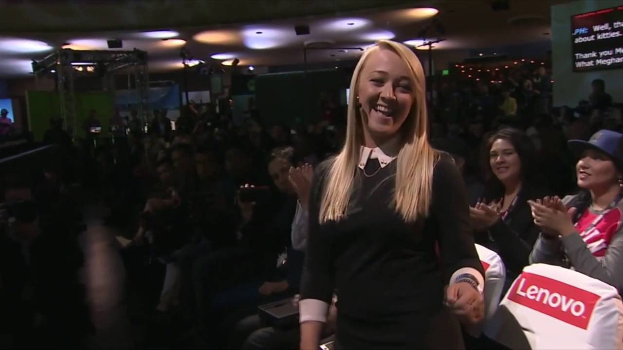 Dyrus Girlfriend Midi