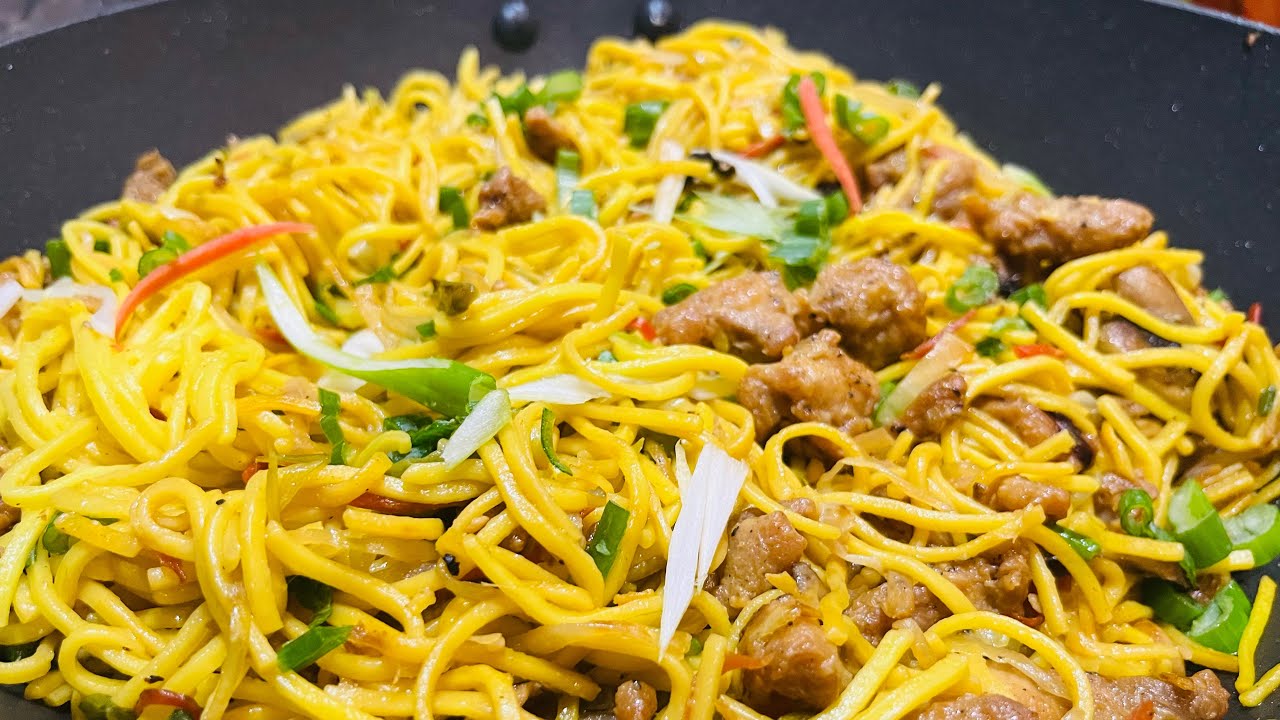 Chicken Chowmein Recipe | Restaurant Style Chicken Chowmein | Chicken ...