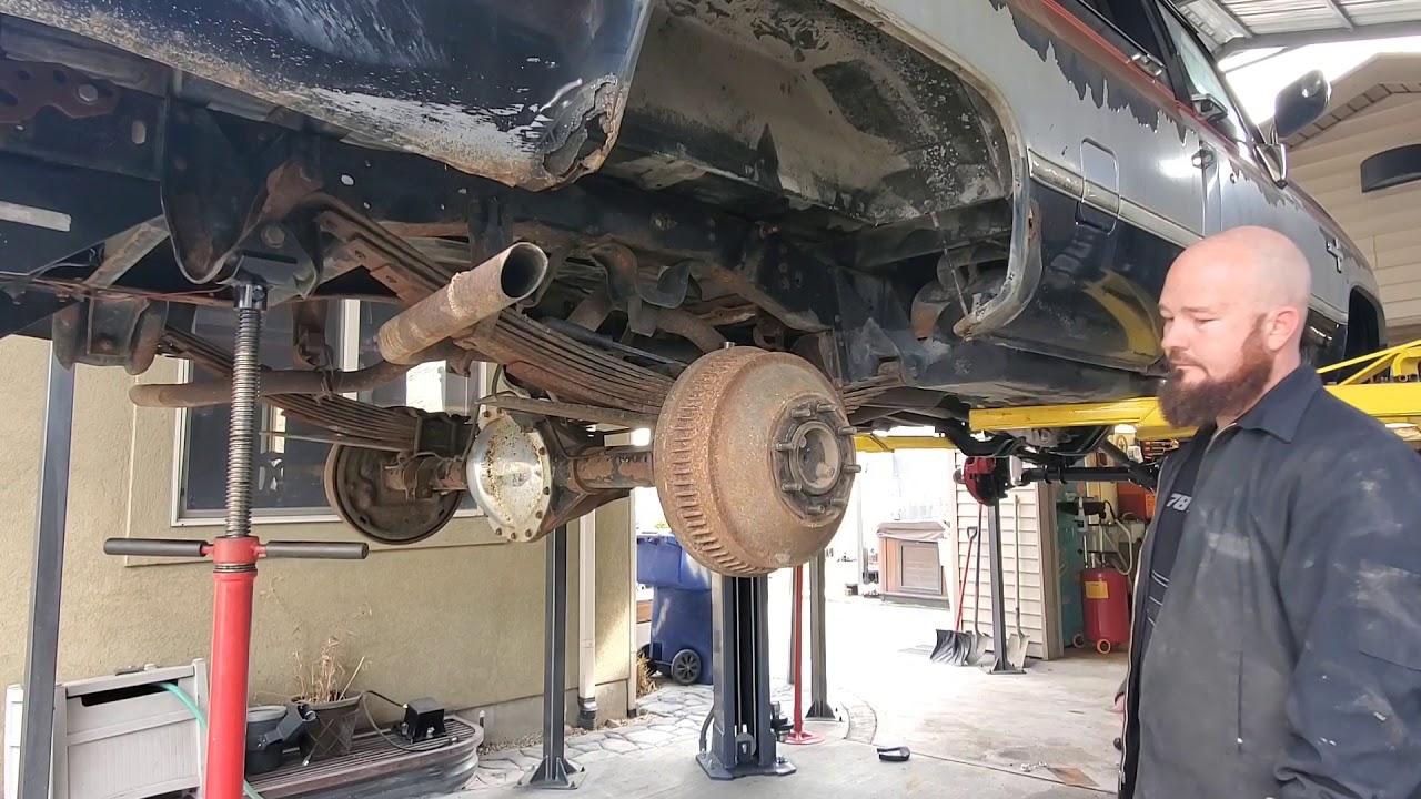 85 Chevy K20 Square body zone rear end lift kit 4" block in a 2" had ...