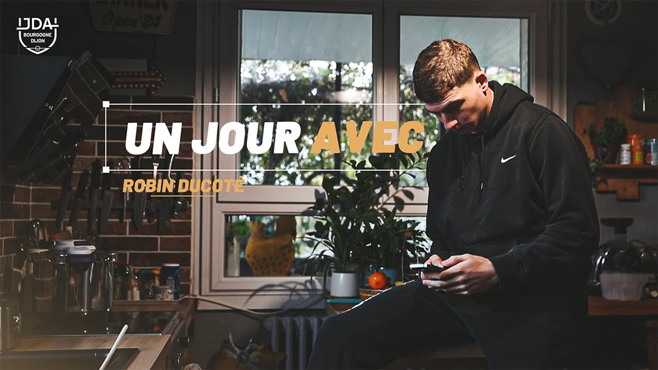 UN JOUR AVEC: ROBIN DUCOTÉ - YouTube