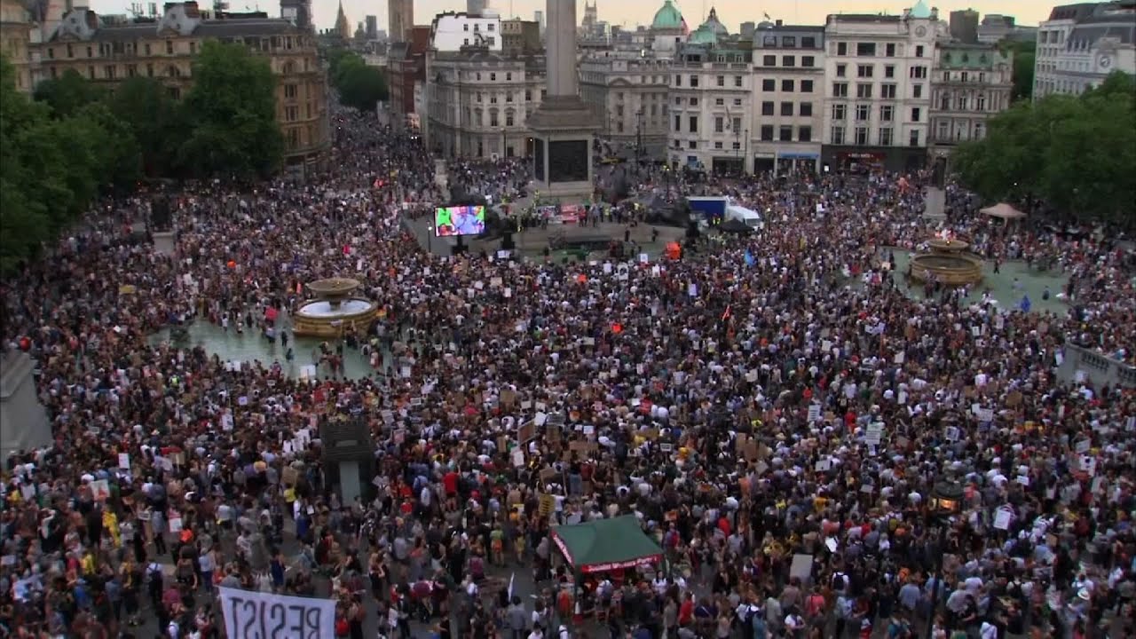 Thousands Protest Against Trump in London - YouTube