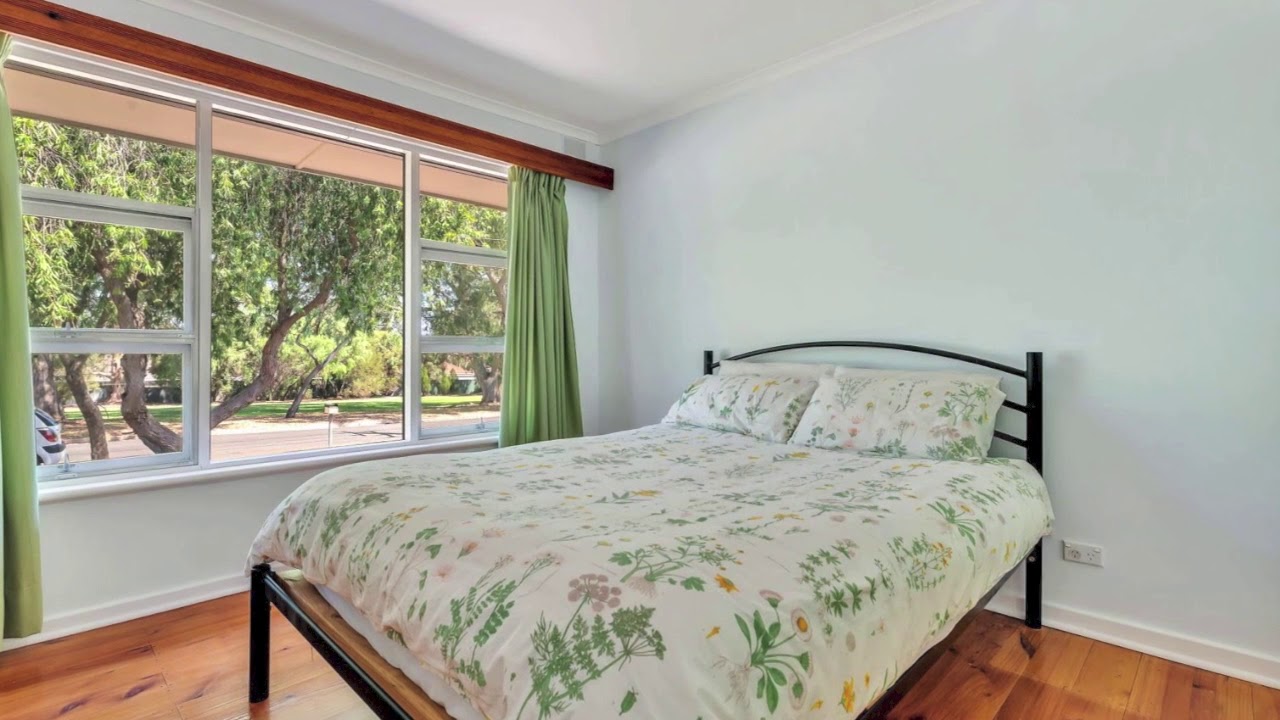 40 Heather Drive Para Vista, South Australia - YouTube