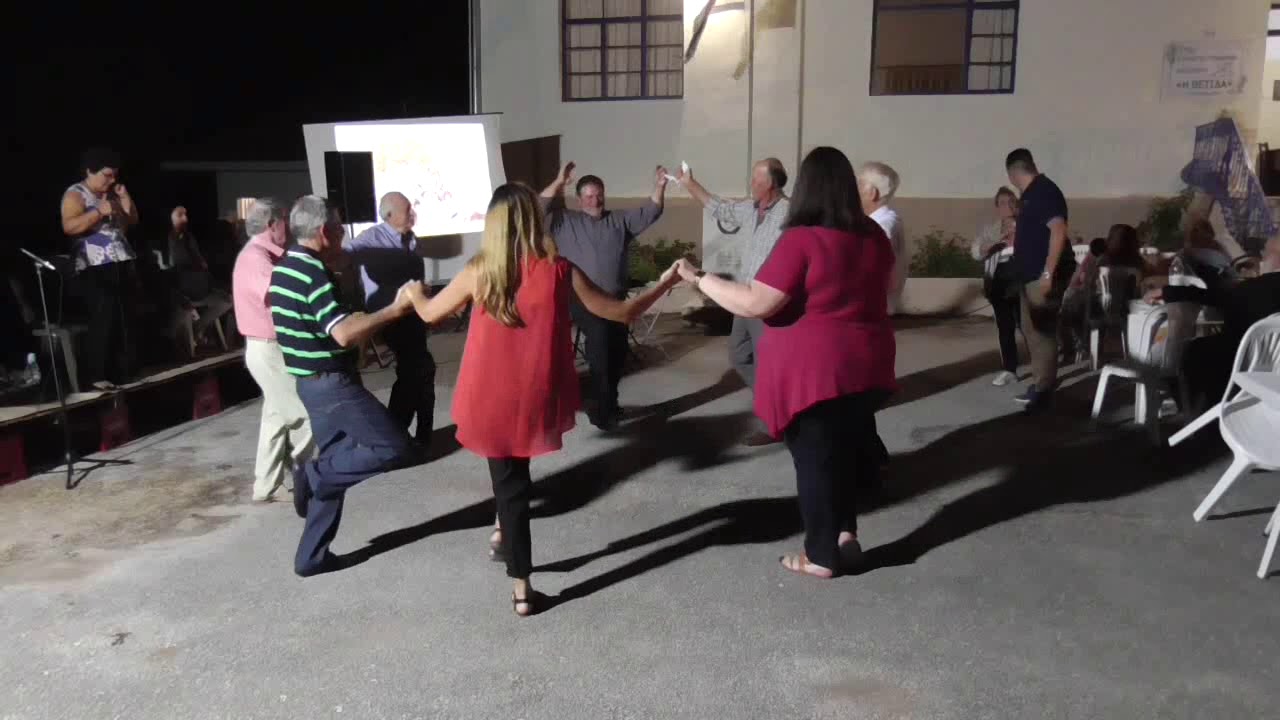 ΠΕΜΠΤΗ 30/8/2018 Η ΣΟΥΛΑ ΔΕΛΛΙΟΥ ΣΤΟ ΑΧΙΛΛΕΙΟ ΦΑΡΣΑΛΩΝ - YouTube