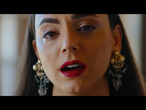 Erini - Giati Pouli M' Den Kelaidis (Official Music Video)