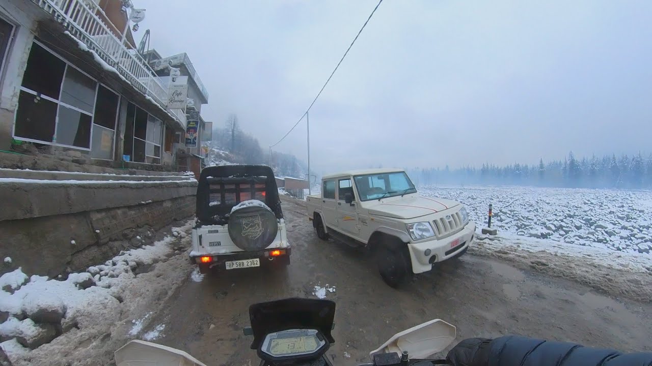 Heavy Snowfall Main Bike Ride Krdi 😍Live Snowfall In Manali हिमाचल ...