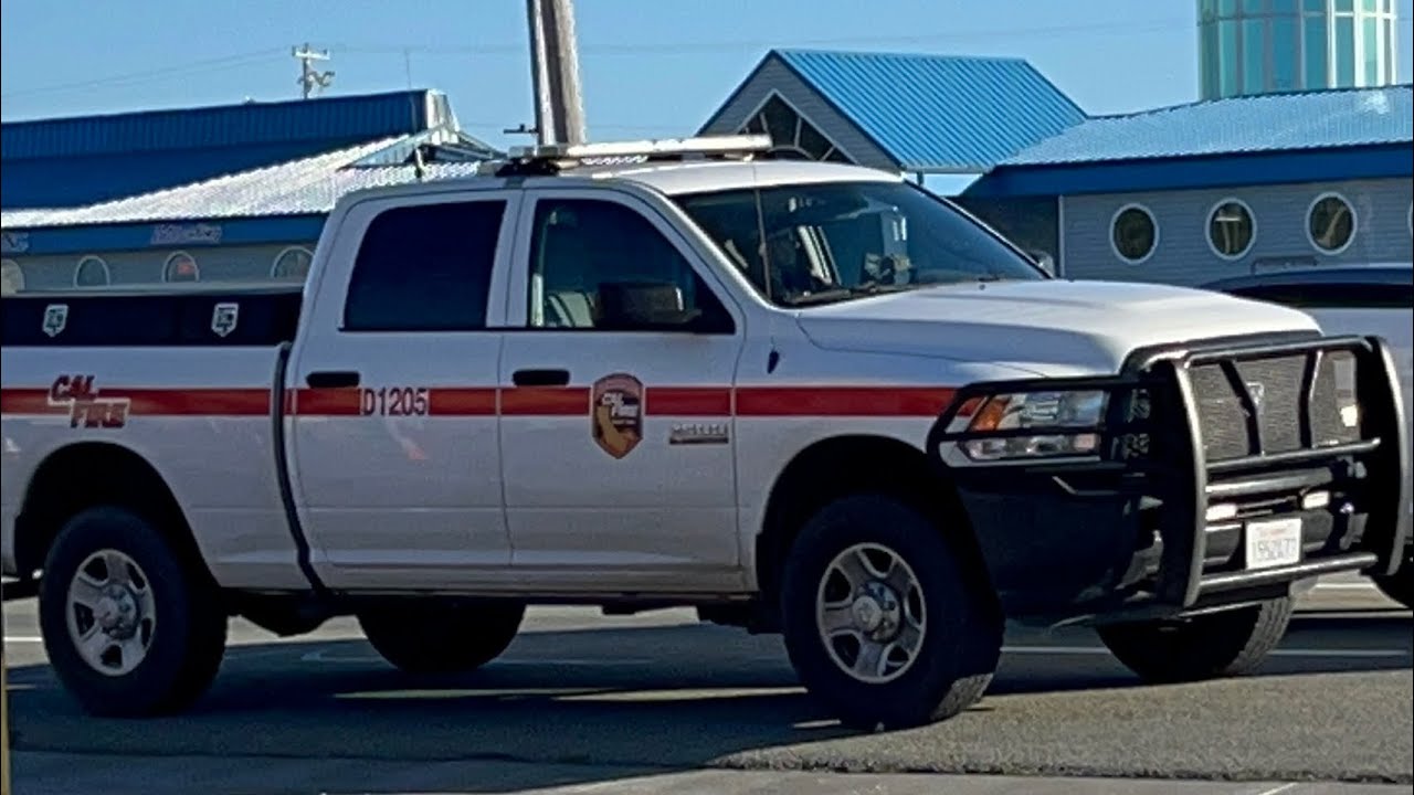 CAL FIRE HUU Division 1205 Responding - YouTube
