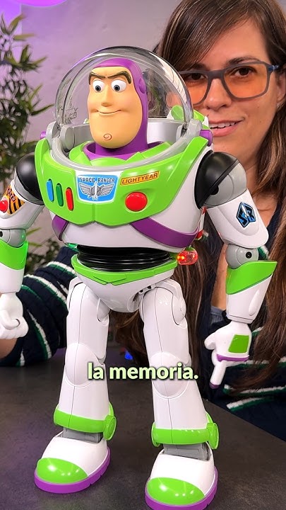 BUZZ LIGHTYEAR REAL!!! Ya llegó... - YouTube
