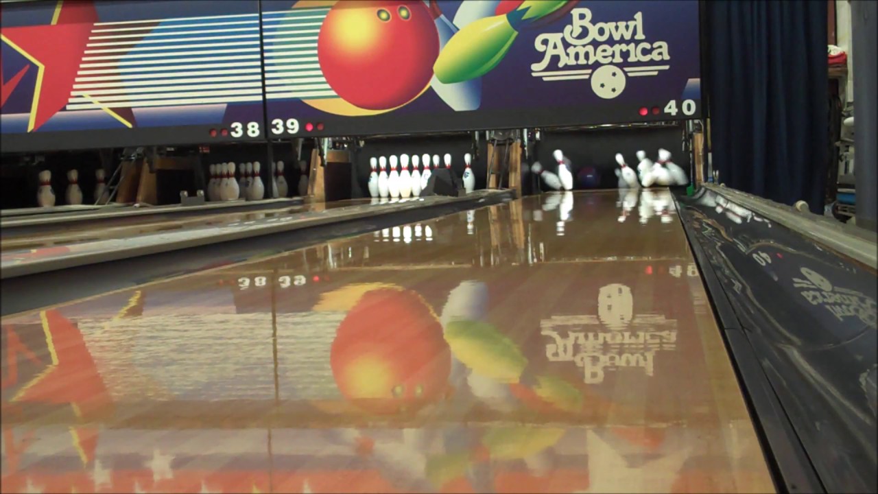 Storm Phaze II Bowling Ball Motion Video - YouTube