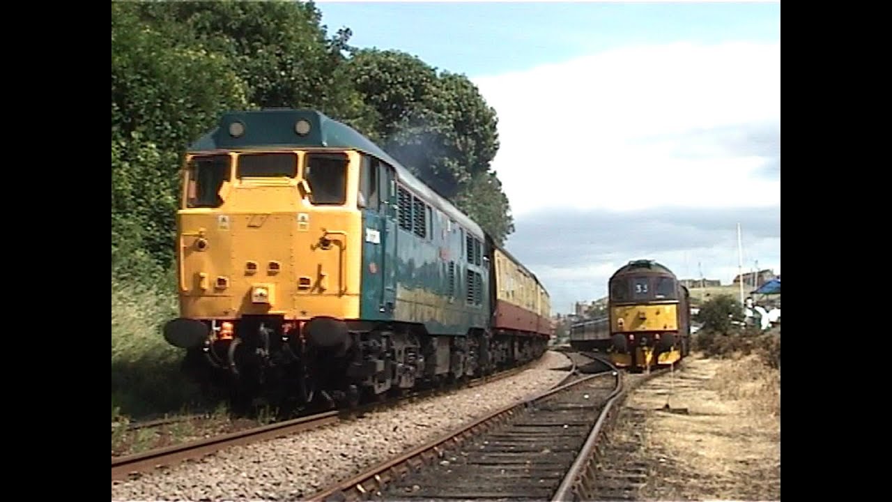 Class 31 128 on the Esk valley scenic line to Middlesbrough #whitby # ...