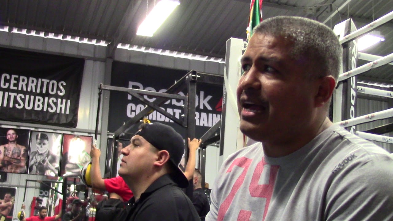 Robert Garcia Watched Mares Fight Twice Talks Leo Santa Cruz EsNews ...
