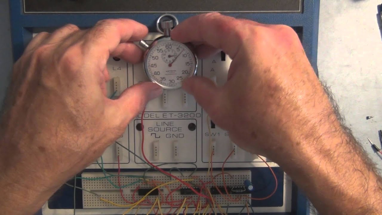 One-Shot or Monostable Multivibrator Digital Circuit - YouTube