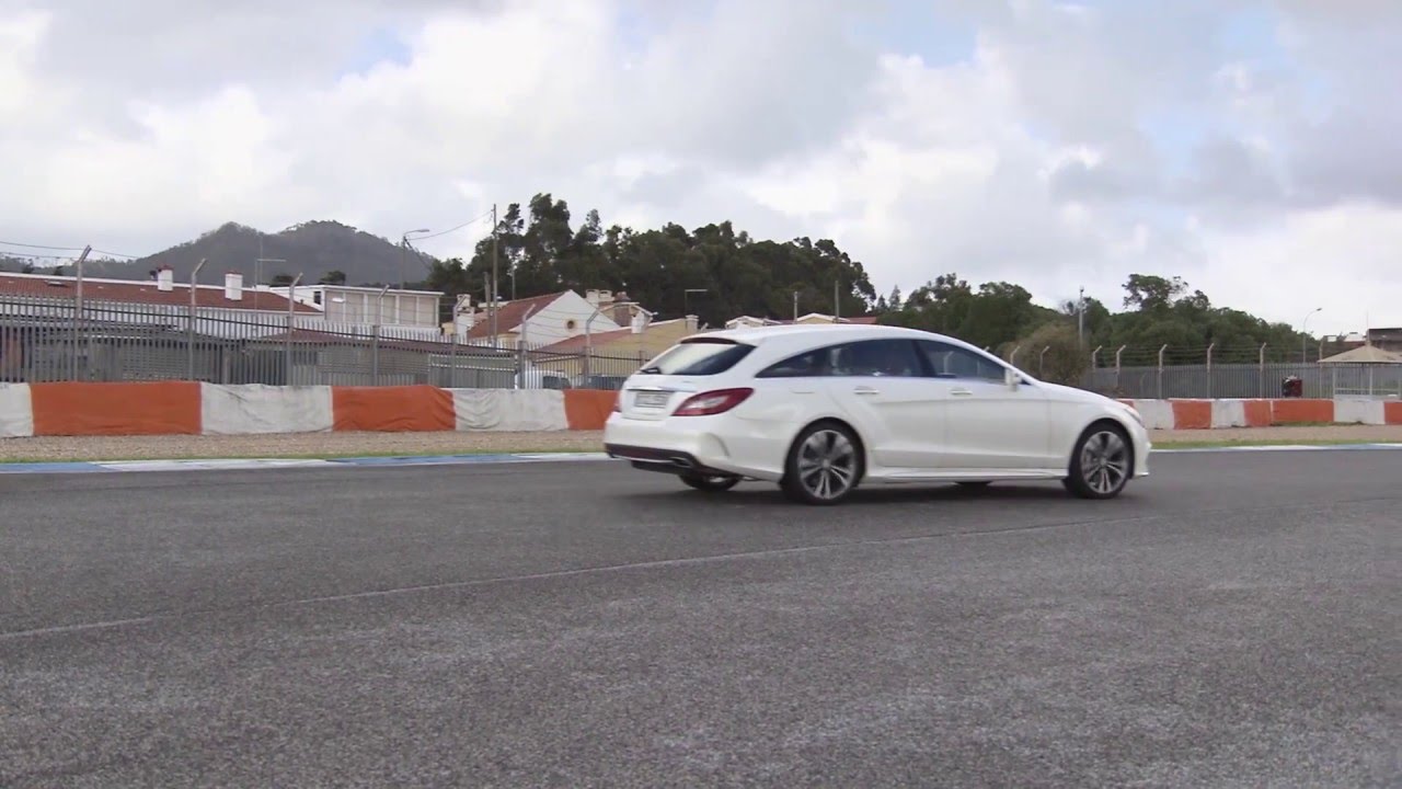 Mercedes-Benz E-Class - Intelligent DRIVE PILOT - Distance Pilot ...