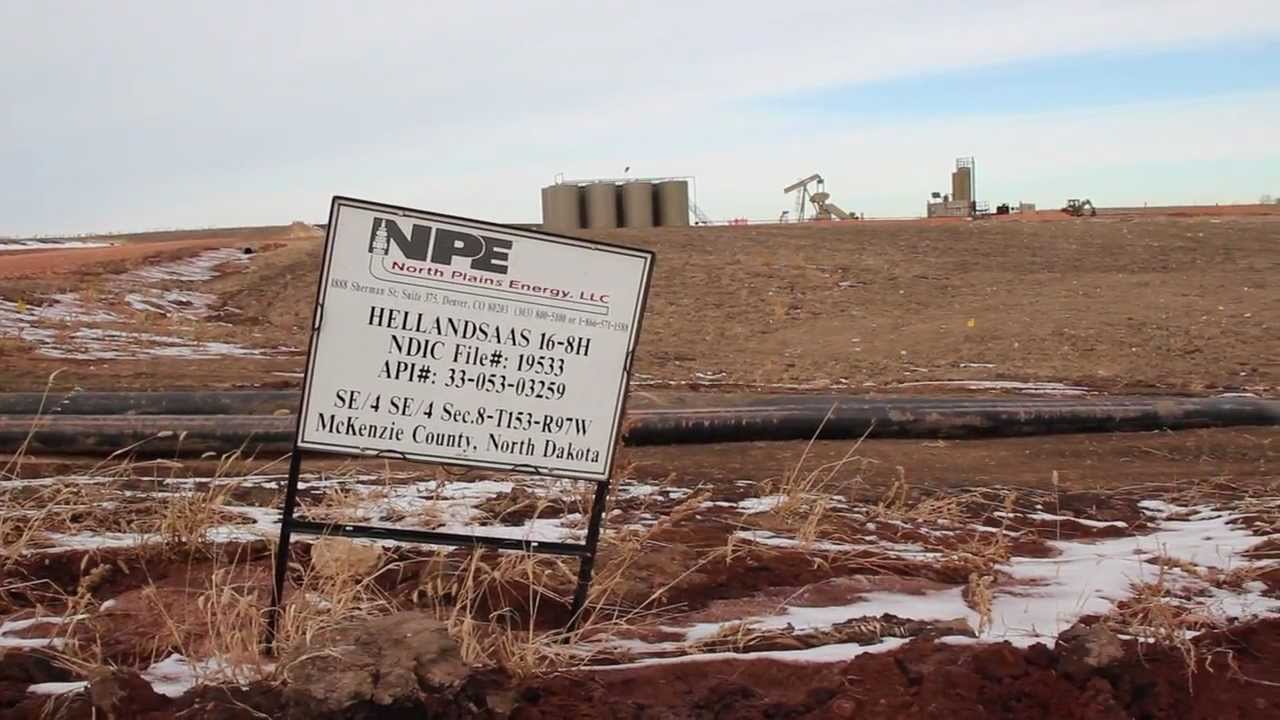 North Dakota Oil Boom 2011 - YouTube