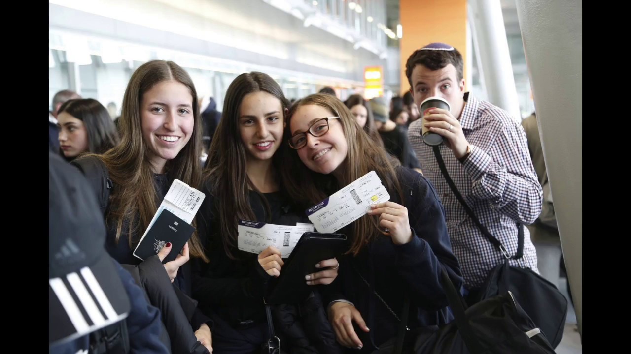 First Days 2016 Y2i programs - YouTube