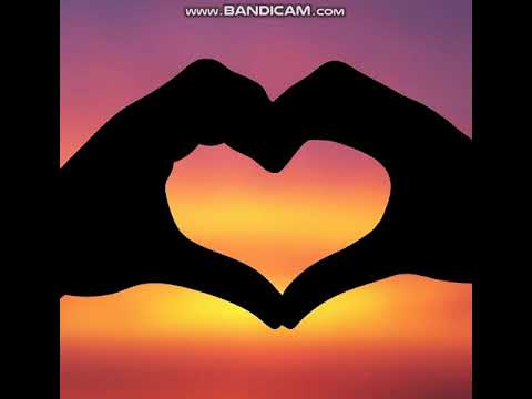 Her Yer Karanlık Ama Korkma Sarıl Bana