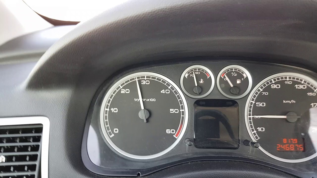 Peugeot 307 2.0 HDi engine sound after 250.000 km - YouTube