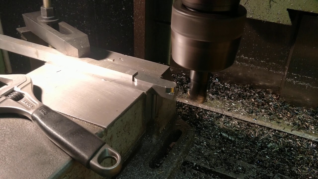 Deckel FP4A G2 miling - YouTube