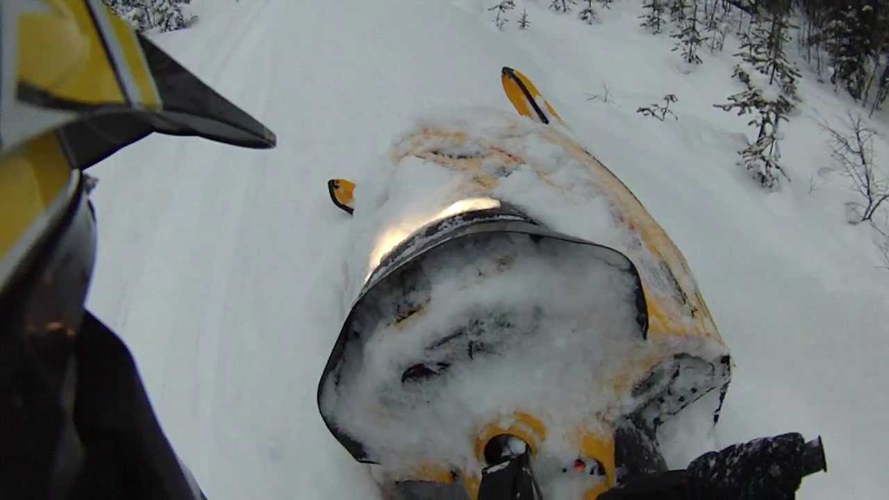 Ski-Doo Summit 700 in fresh powder - YouTube