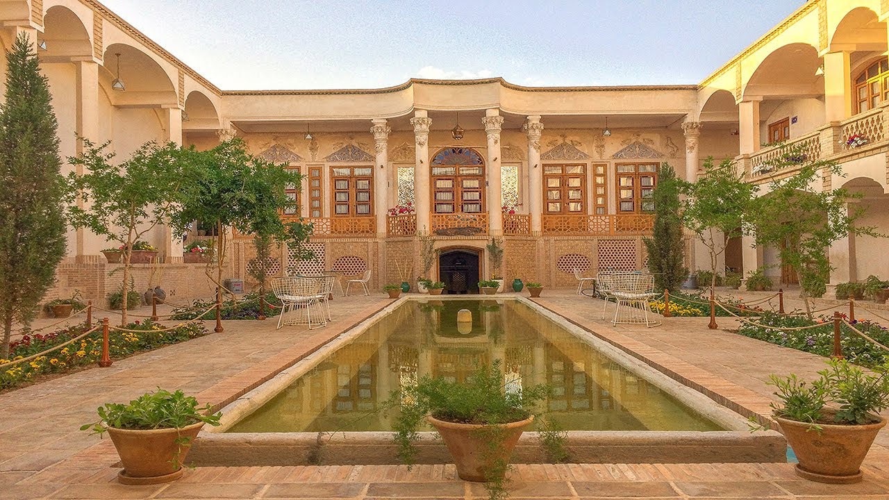 Iranian beautiful traditional mansion (Mahmoudieh mansion) - YouTube