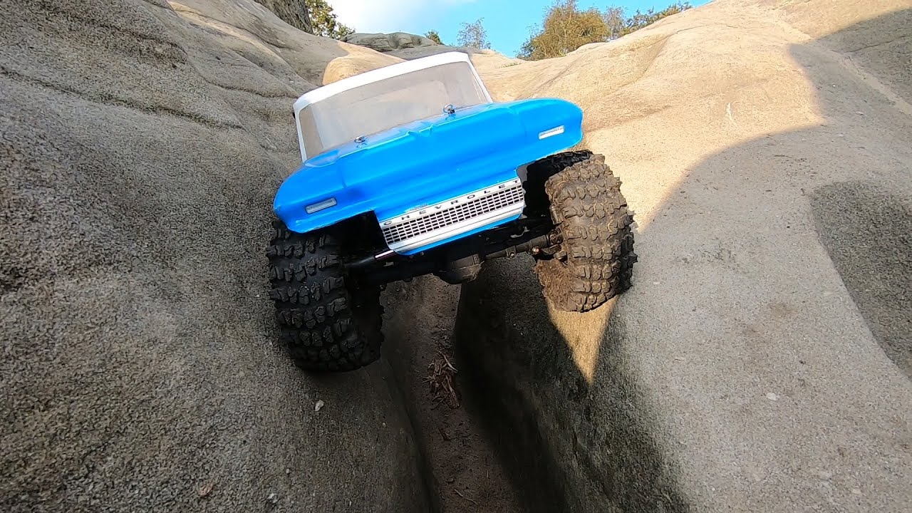 BUILDING THE ULTIMATE GSPEED ROCK CRAWLER - YouTube