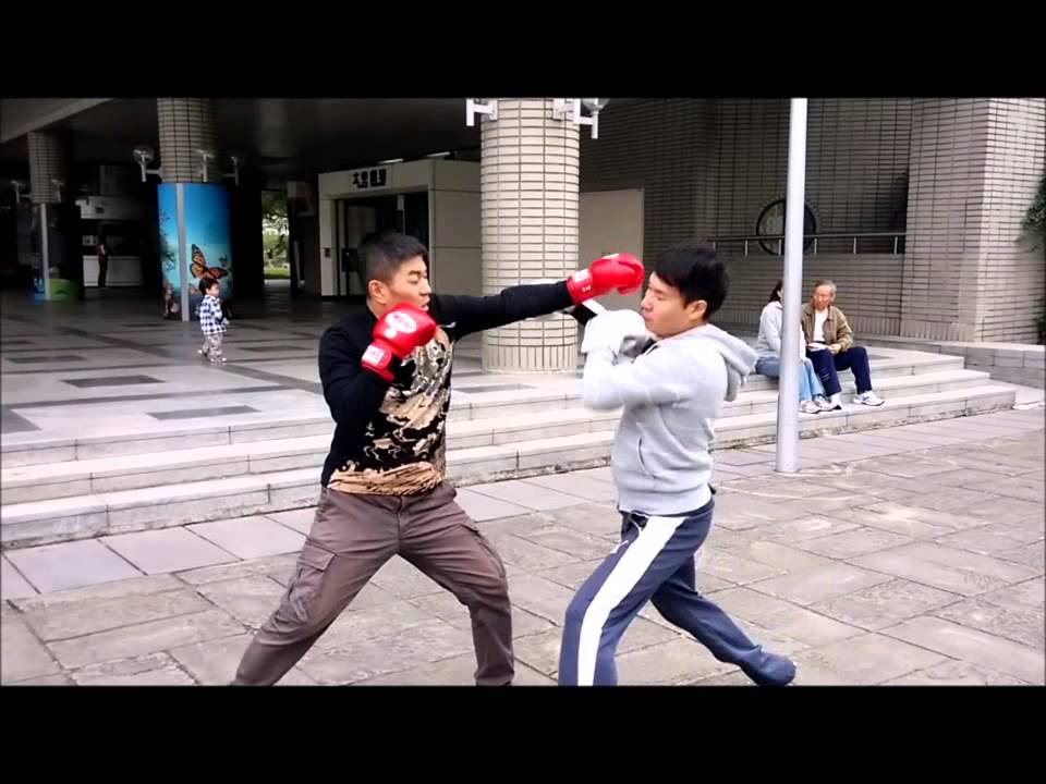 2015/12/20 用拳擊來做練習 Boxing spar - YouTube