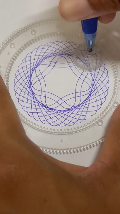 Three-shape Spirograph #spirograph #drawing #art #2024 - YouTube