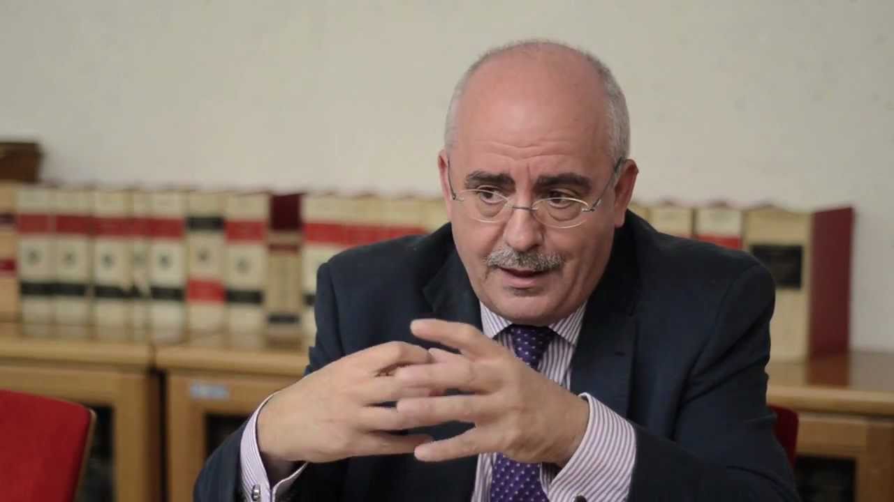 12 Aurelio Gurrea Chalé: La Administración Concursal - YouTube