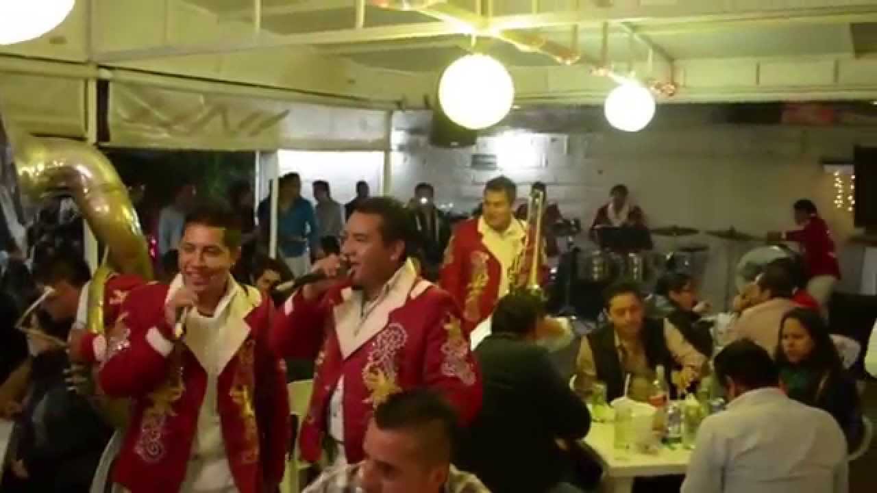 Banda Reyna EN "EL CULICHI" - YouTube