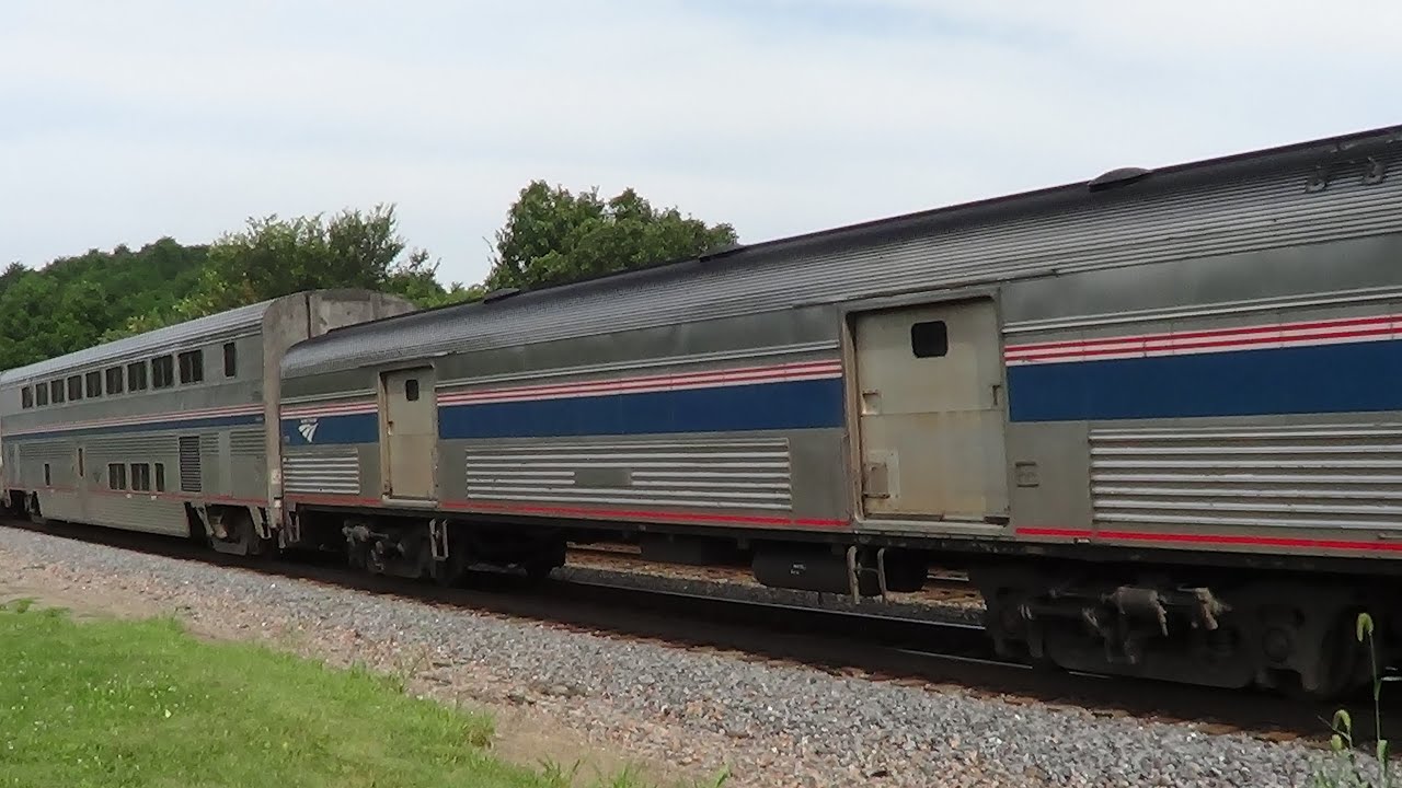 California Zephyr with Heritage Baggage Car 1231 - YouTube