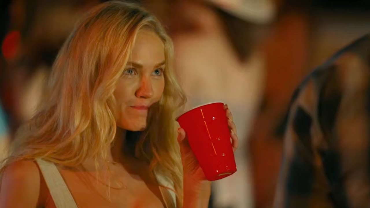 Landman Episode 7: Ainsley’s Not-So-Innocent Night - YouTube